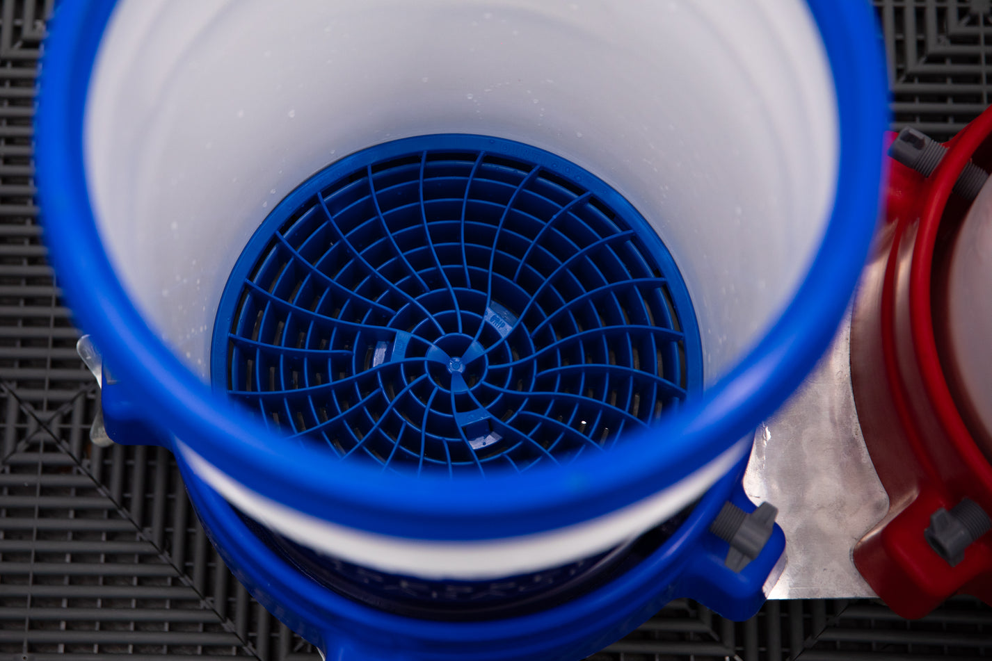 Ultimate Bucket Solution for Car Washing High-Quality 6-Gallon System ...