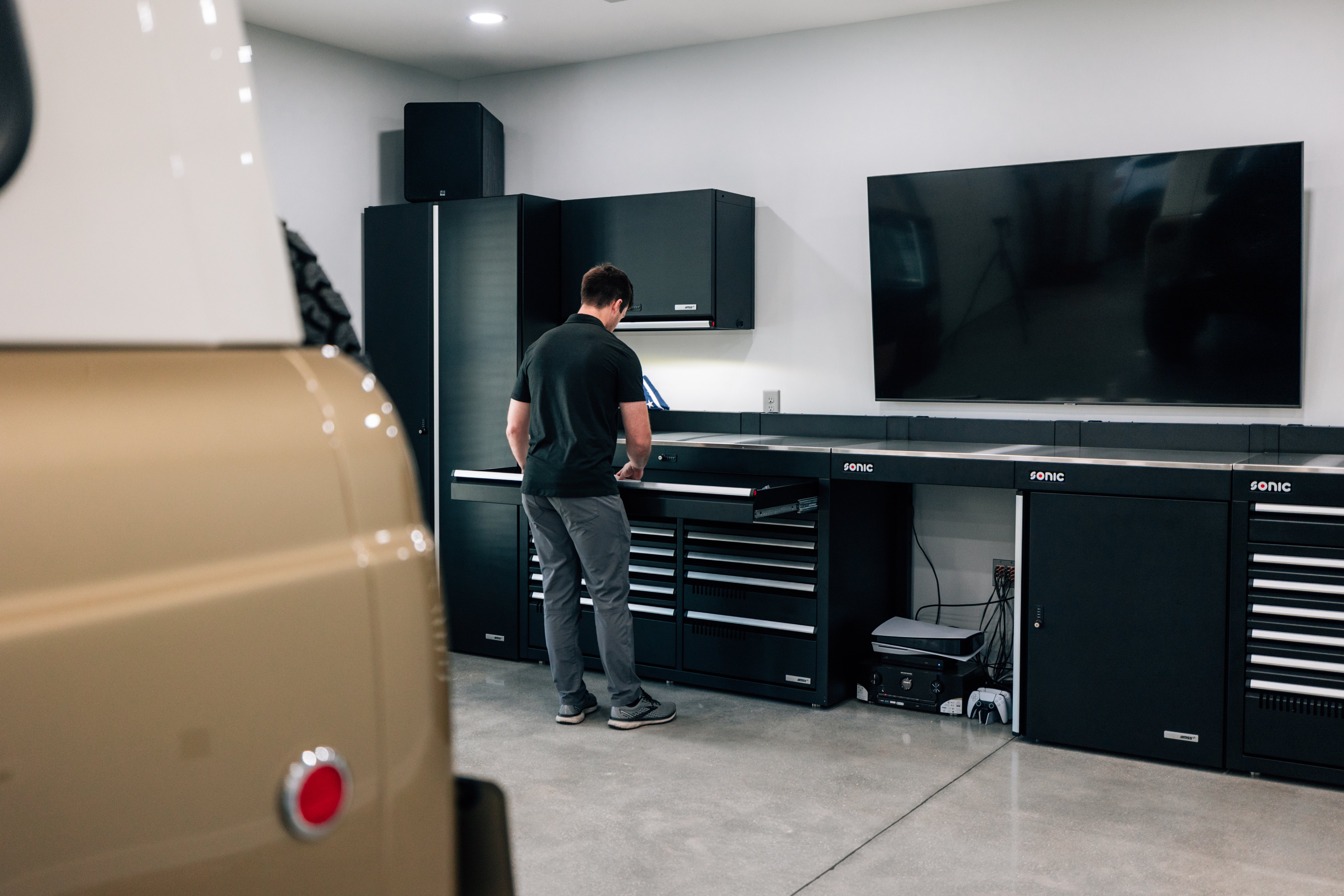 Sonic Cabinets – Obsessed Garage