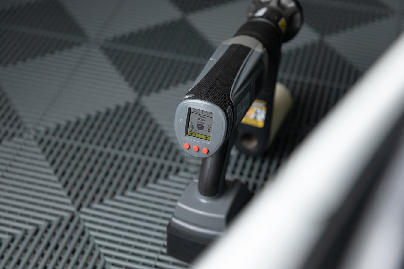 Precision Torque Tool for Porsche Center Lock Wheels - HYTORC Torque ...