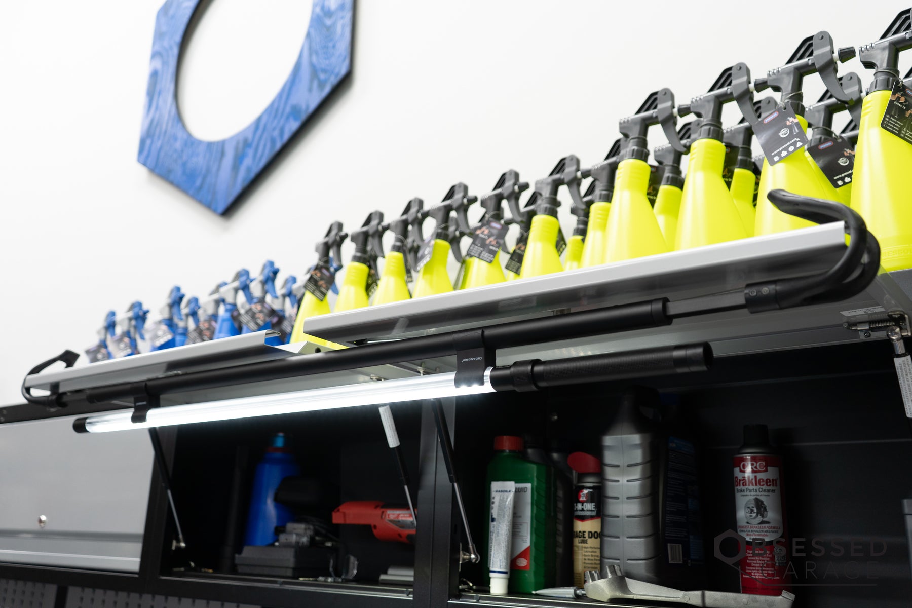 LINE LIGHT BONNET C+R - Powerful 1000 Lumen Work Light with Telescopic ...