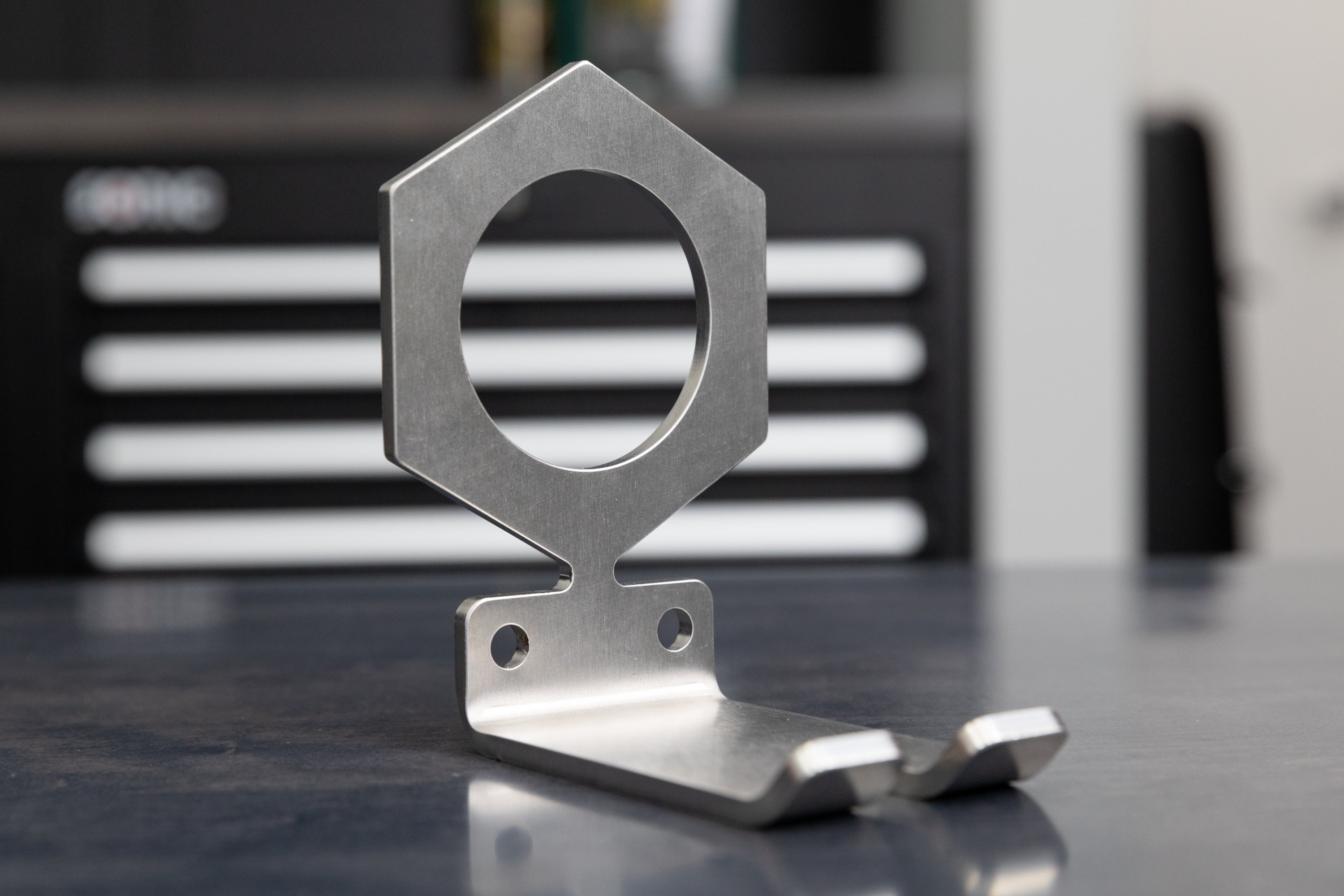 Mosmatic T304 Stainless Steel Surface Cleaner Hanger for Easy Wall ...